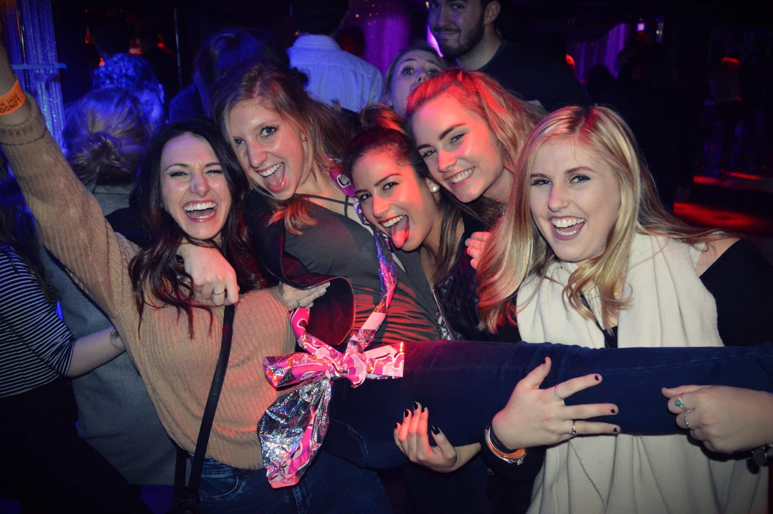 The 8 Best Bars in Piccadilly Circus | London Party Pub Crawl